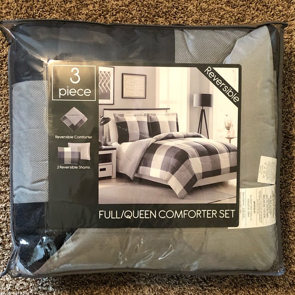 Tanner | Bedding | Tanner Reversible Checked Comforter Set | Poshmark